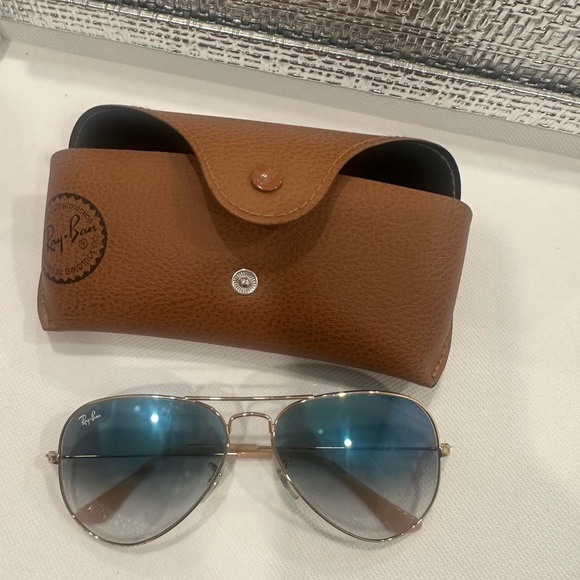 Ray-Ban | Accessories | Rayban With Blue Lense With Case In Excellent ...